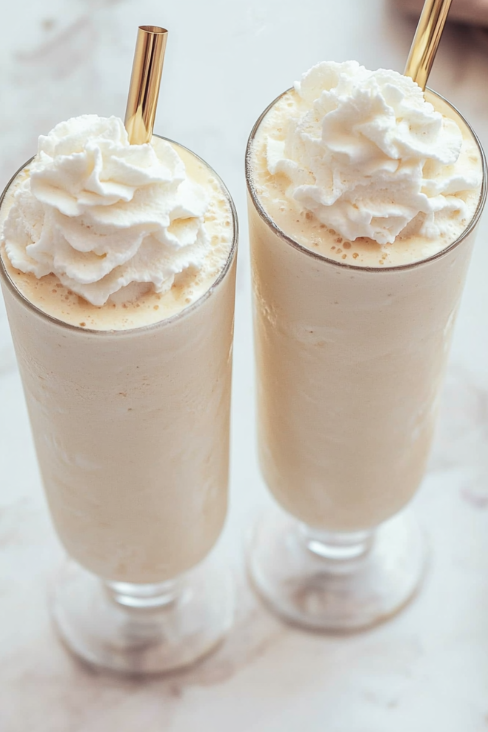 Vanilla Bean Frappuccino– Easy Starbucks Copycat - Lulu's Copycats