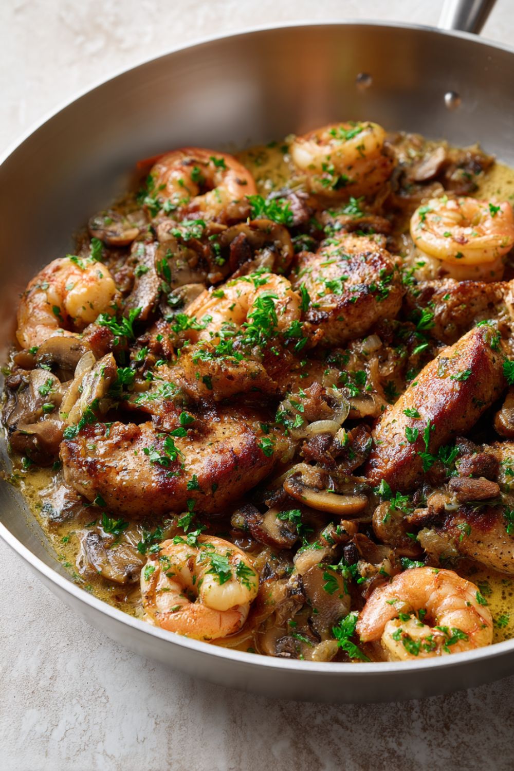 Bourbon Street Chicken and Shrimp Recipe - Lulu's Copycats