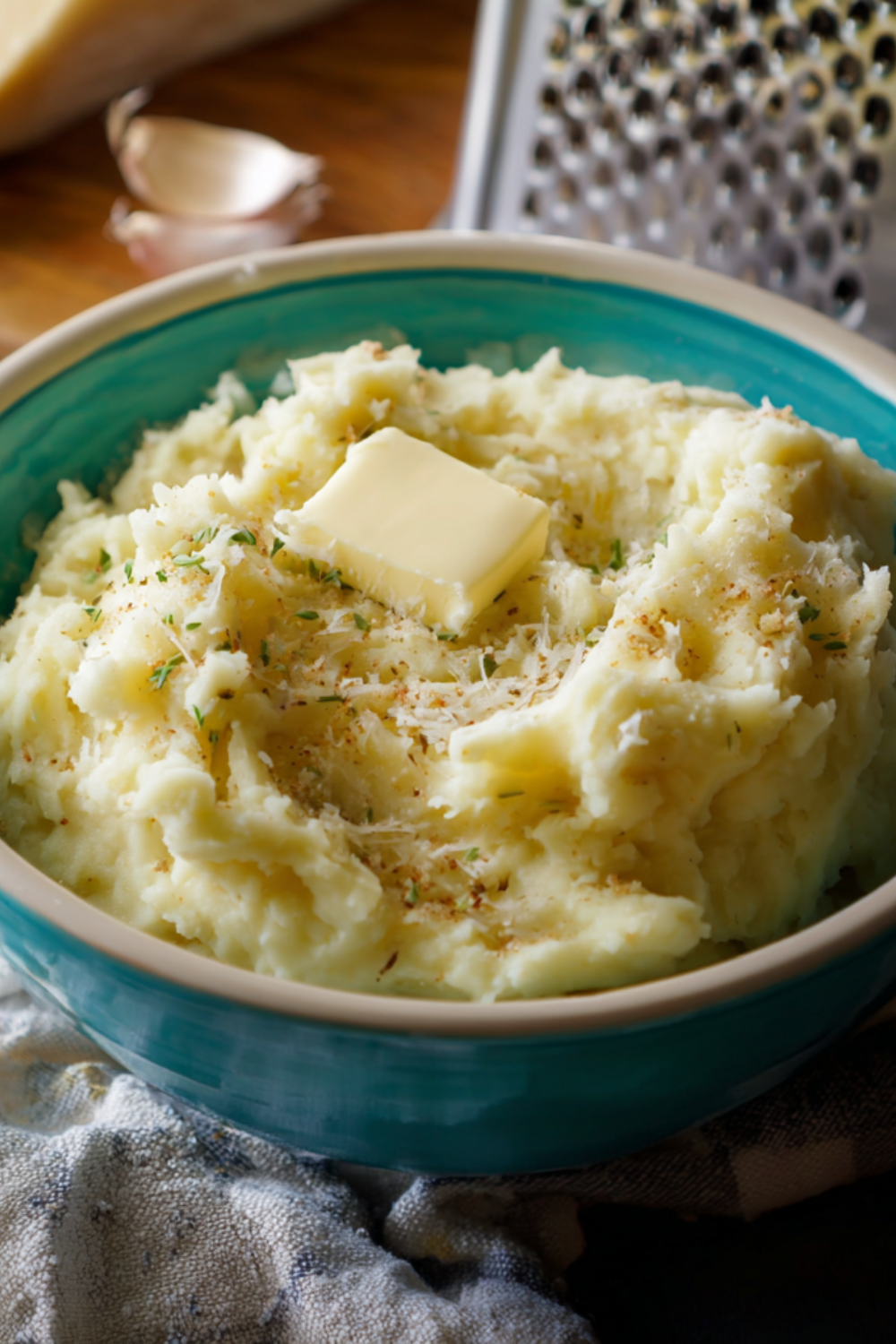 Garlic Parmesan Mashed Potatoes Recipe - Lulu's Copycats