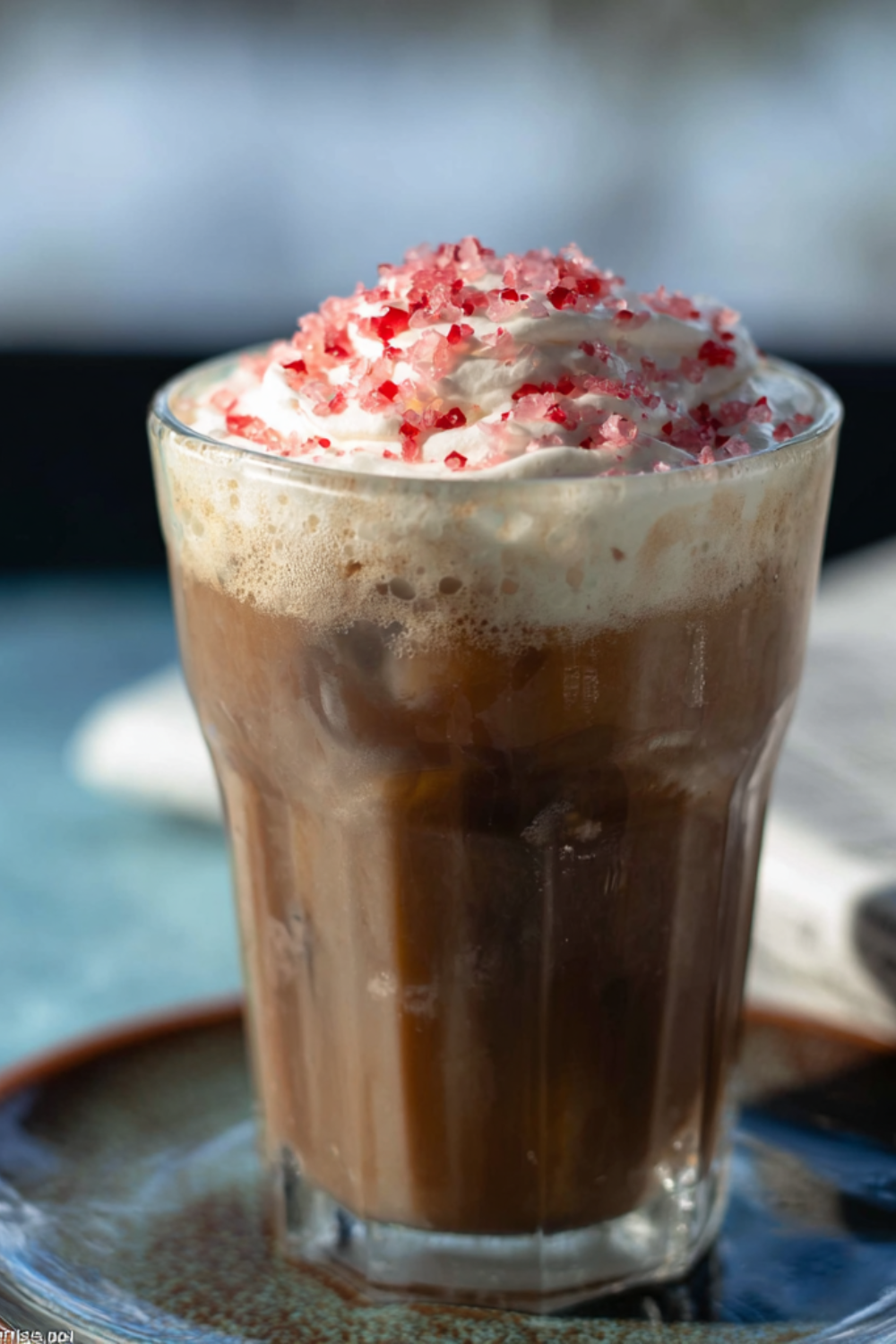 Iced Toasted White Chocolate Mocha Recipe - Lulu's Copycats