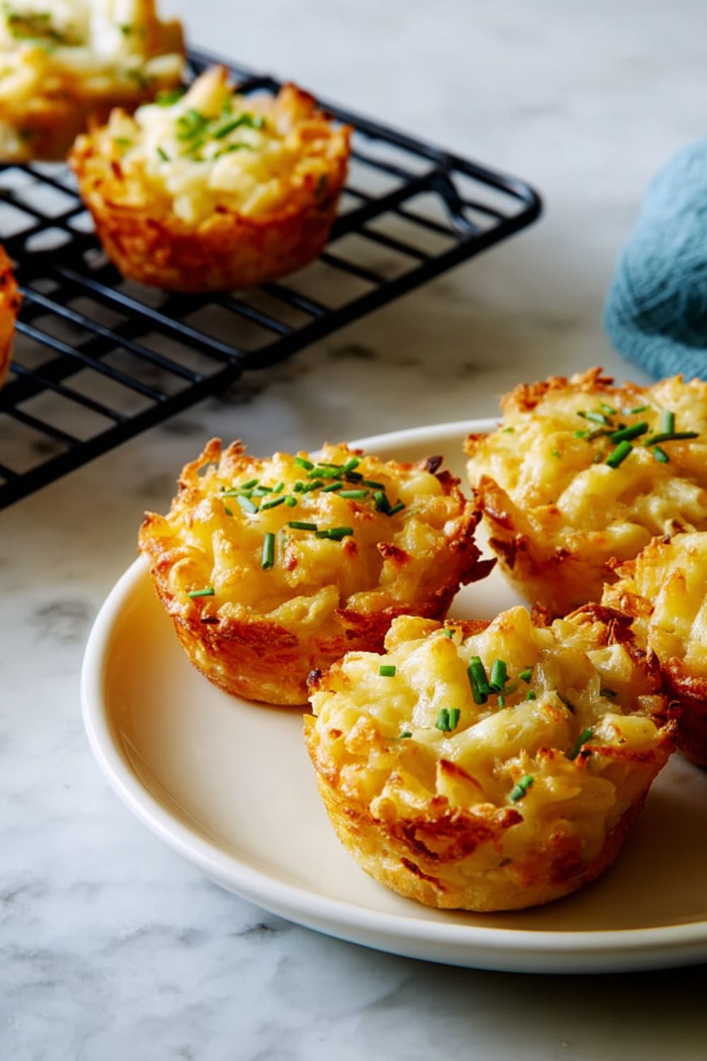 Hash Brown Mac and Cheese Cups Recipe - Lulu's Copycats